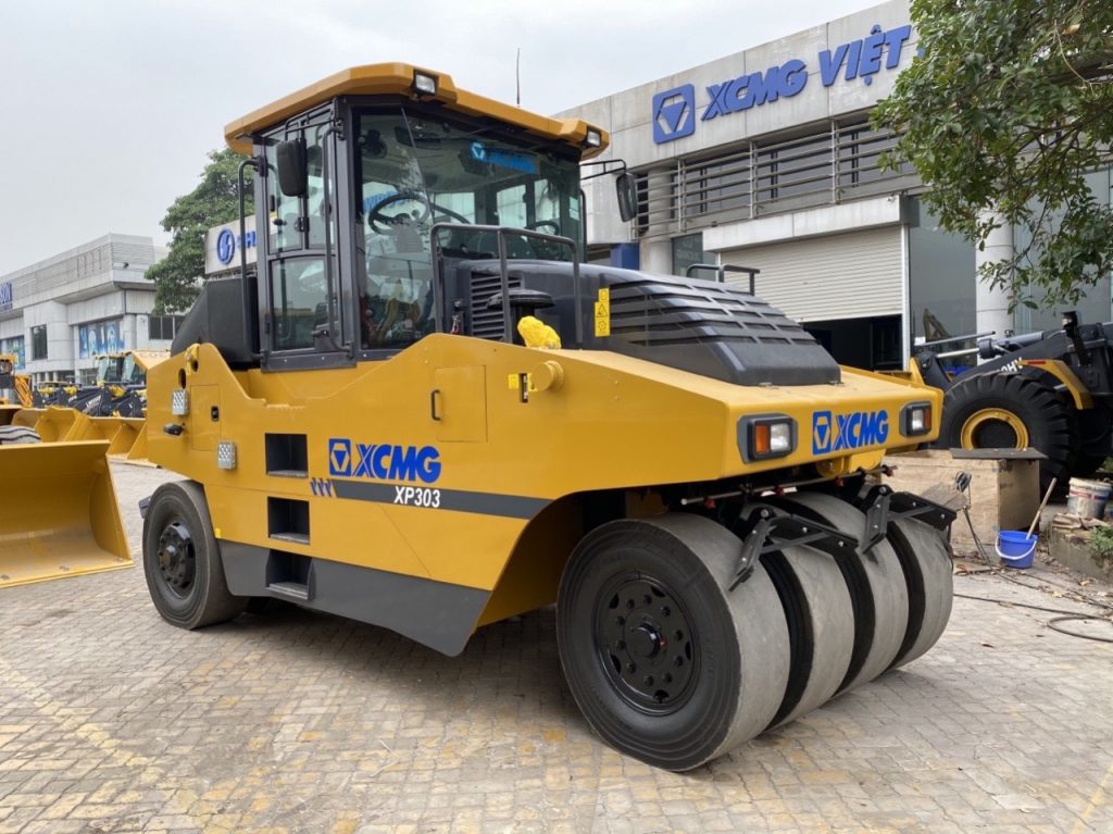 Xe lu bánh lốp XCMG XP303, tải trọng 30 Tấn XCMG Việt Nam