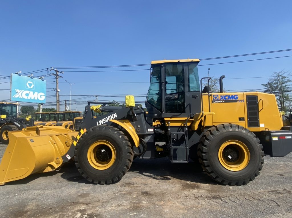 Xúc lật XCMG LW500KN gầu 4.2 m3 - Tải trọng gầu 5 Tấn